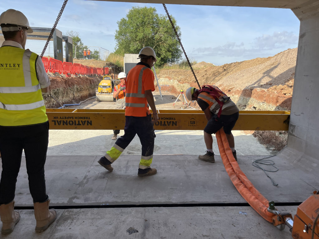 Twin Culvert Puller & Beam - National Trench Safety UK