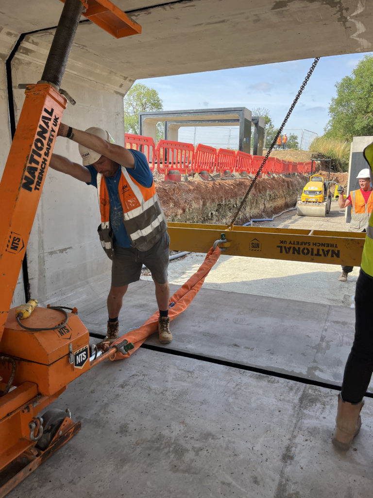 Twin Culvert Puller & Beam - National Trench Safety UK